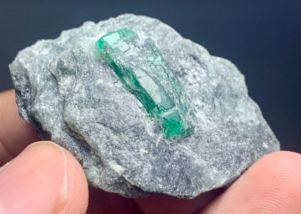 130 CT Beautifully Terminated Emerald Crystal Speciman from Swat ...