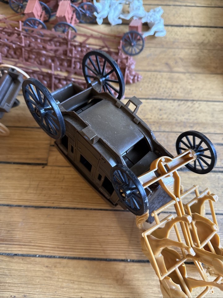Vintage Tim Mee Toy Processed Plastic Stagecoach Cowboys & Indians ...