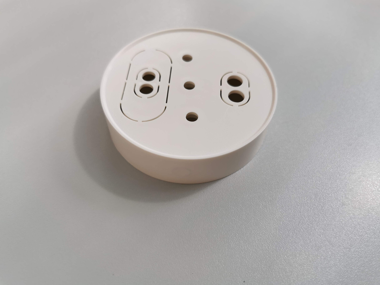 Deckenrosette 70x24mm Abzweigdose Deckenverteiler Verteilerdose Lampen Baldachin | eBay