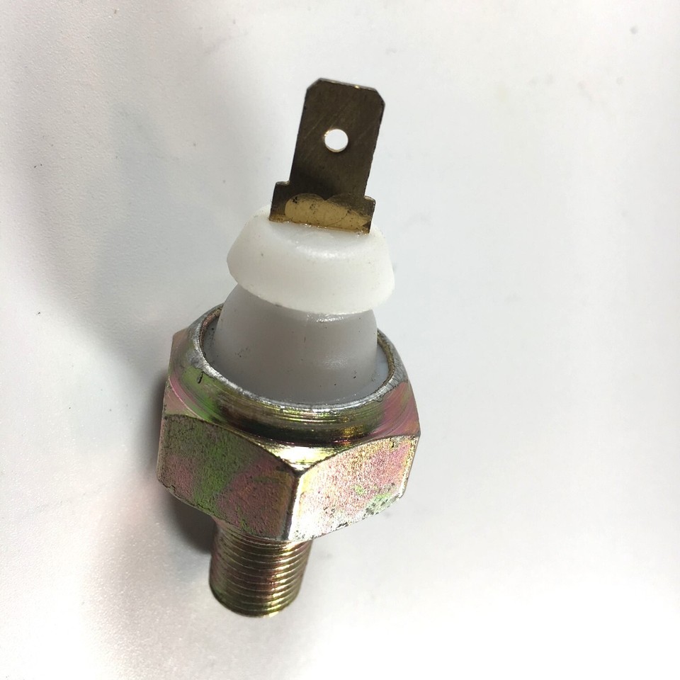 Oil Pressure Sensor fits Case-IH Maxxum 5220 5230 5240 5250 Tractors ...