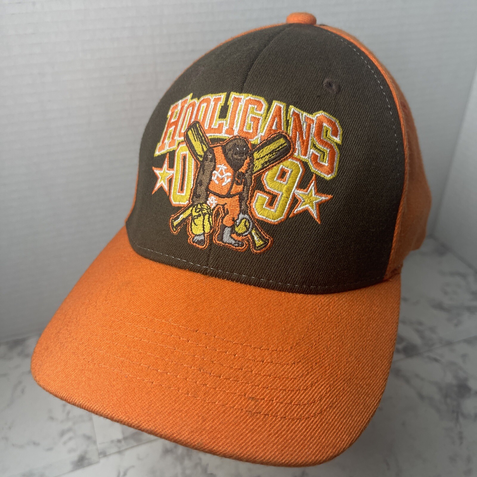 Akademiks Stadium HOOLIGANS Baseball Hat FLEXFIT OSF… - Gem