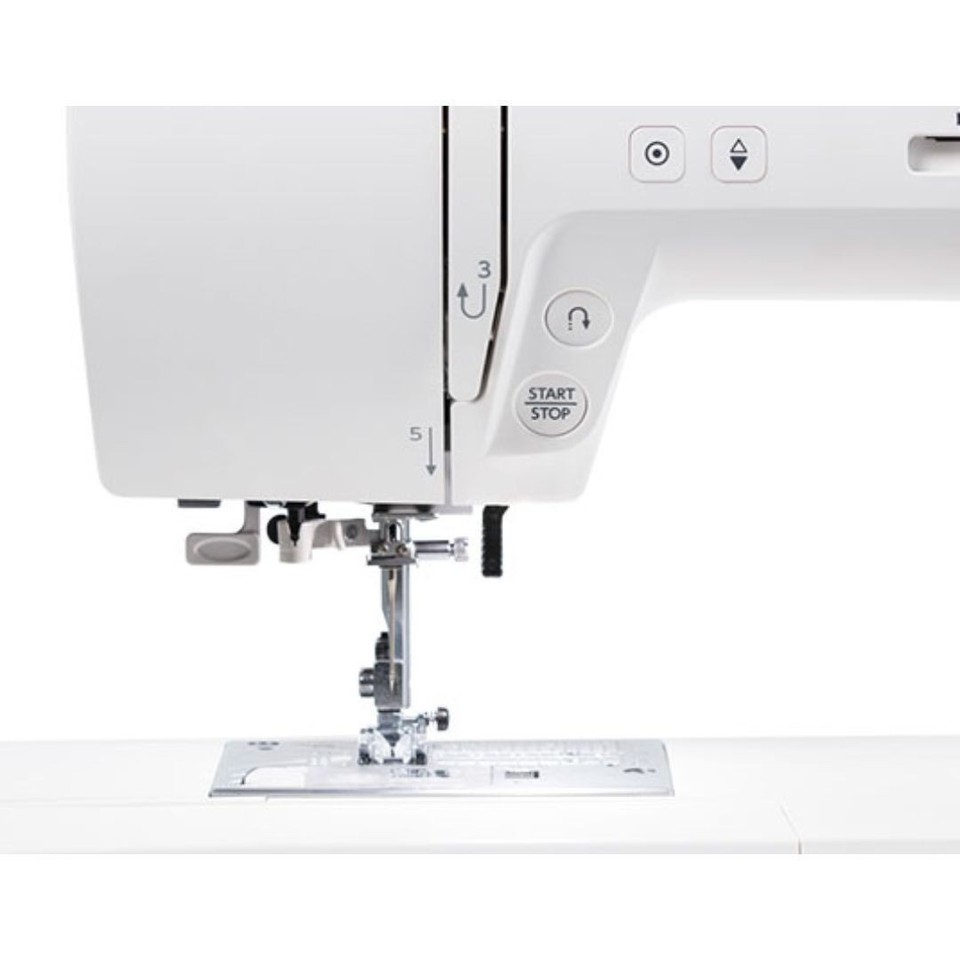 Janome Sewist 740DC Computerized LCD Sewing Machine with 40 Built In ...