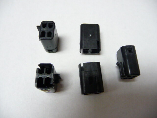 DELPHI 12047785 Qty of 50 per Lot Connector Male 3 - M/P 150 | eBay