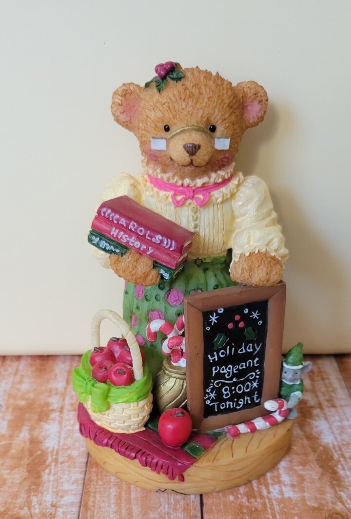 Teacher Bears of Cranberry cove Holiday pageant figurine 2001 premier ...