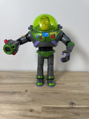 Buzz Lightyear Night Time Rescue Disney Pixar Toy Story 12” Figure 2001 WORKS | eBay