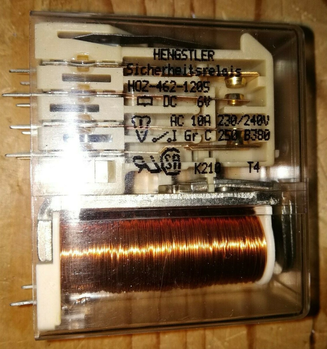 HENGSTLER SAFETY RELAY HOZ-462-1205/1325 DC6V AC10A 230/240V | eBay