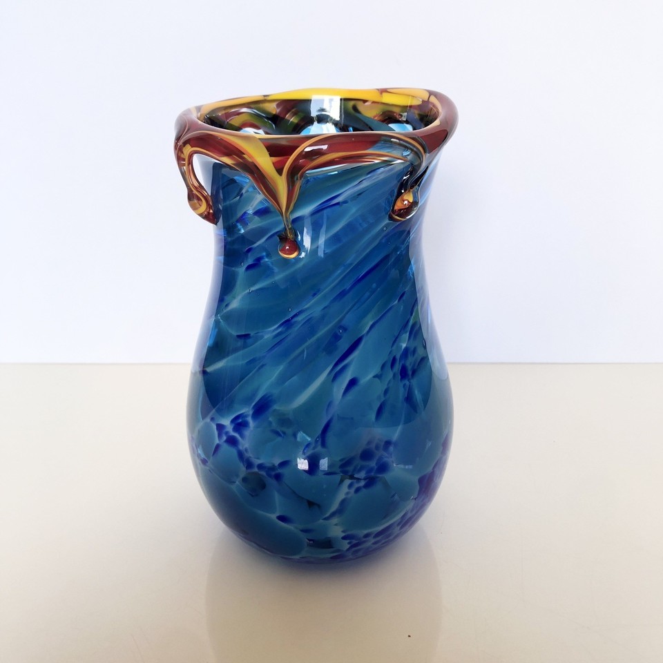 DRAGONGLASS STUDIO by Carol Capalija and Eric Imerson Vase with ...
