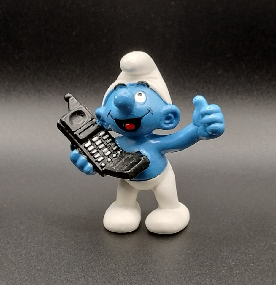 Smurfs 20438 Mobile Phone Smurf Vintage Figure Schleich Cell Phone Toy ...