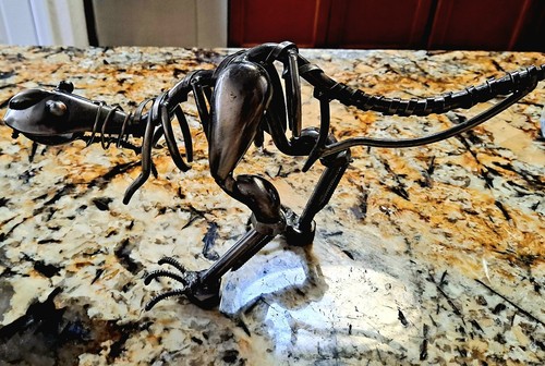 T-Rex Dinosaur Scrap Metal Sculpture Welded Art Sculpture modern gift ...