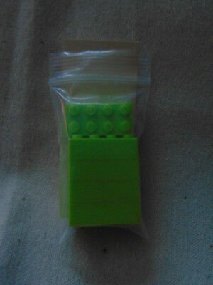 Mega Bloks Lot of 5 Neon Green 2x4 bricks | eBay