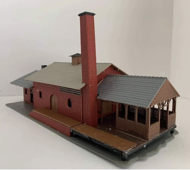 HO Scale Building Storage Shed Industrial Weathered Village House | eBay
