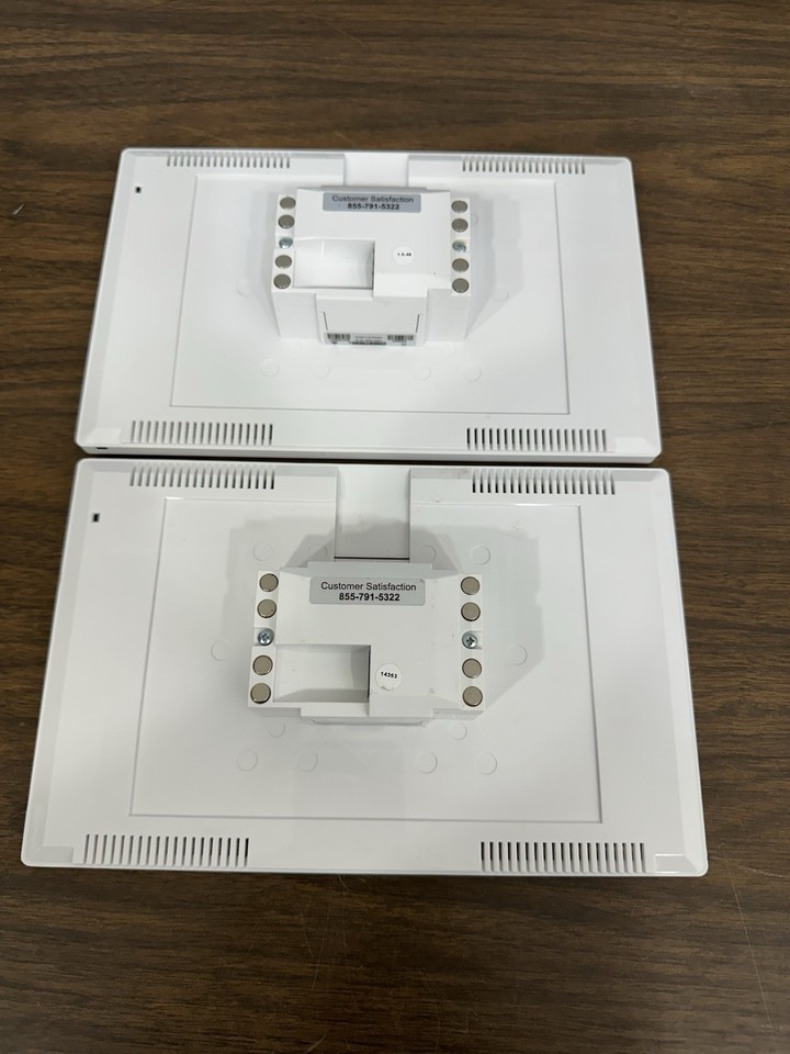 Crestron TSW-1052 10 in Touch Screen Panel - White. Factory Reset PRICE ...