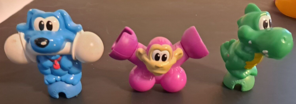 14 Pc Fisher Price Pop Onz Jungle Block Bucket animals building system ...