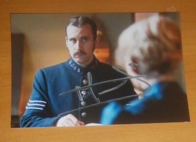 AUTOGRAPH Matthew Lewis Ripper HARRY POTTER FOTO HAND SIGNED MOVIE ...