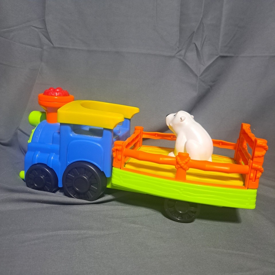 Fisher Price Little People Choo-Choo Zoo Train w/ Polar Bear SOUNDS ...