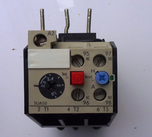 2 Siemens Schütze Relais 3UA5000-1C, 3UA5200-0G | eBay.de