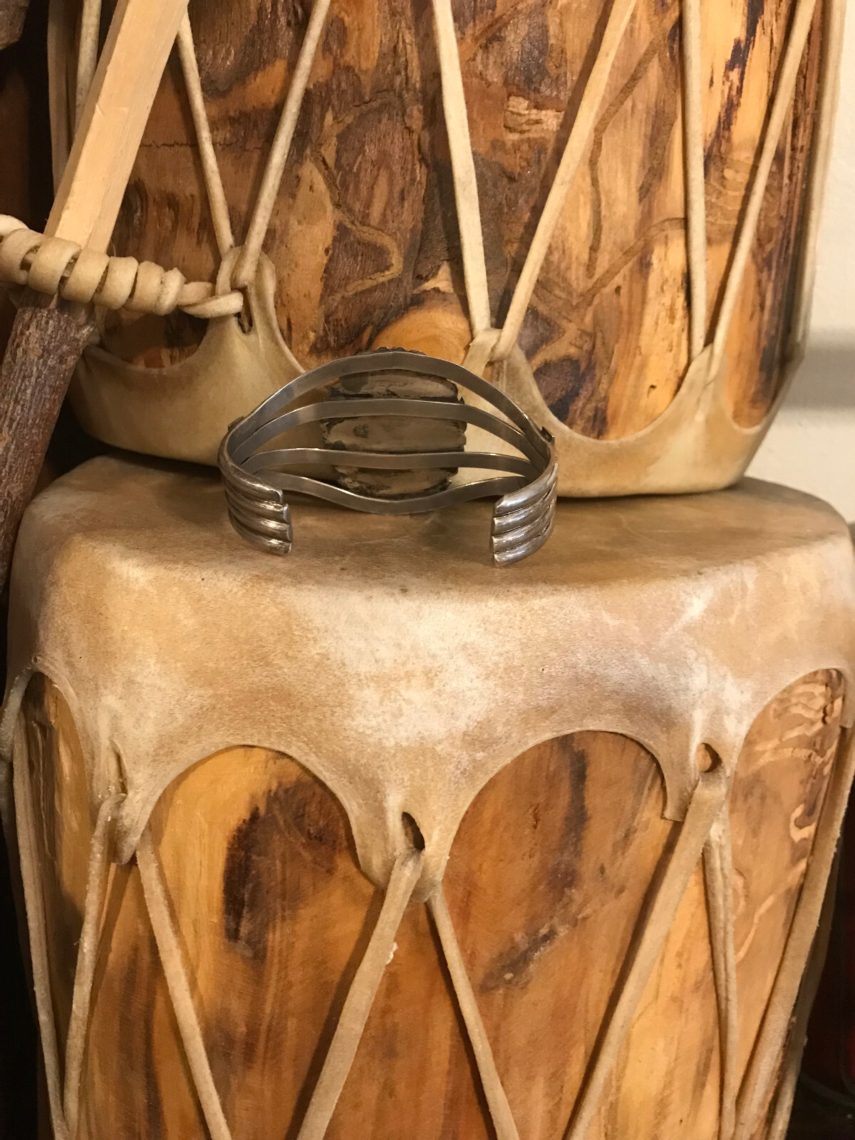 Navajo Artist Benjamin Becenti Vintage Sterling Cuff - Gem