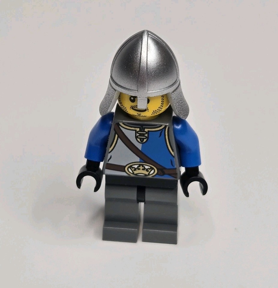 LEGO Movie Sir Stackabrick & Gallant Guard Castle Knight Minifigures ...