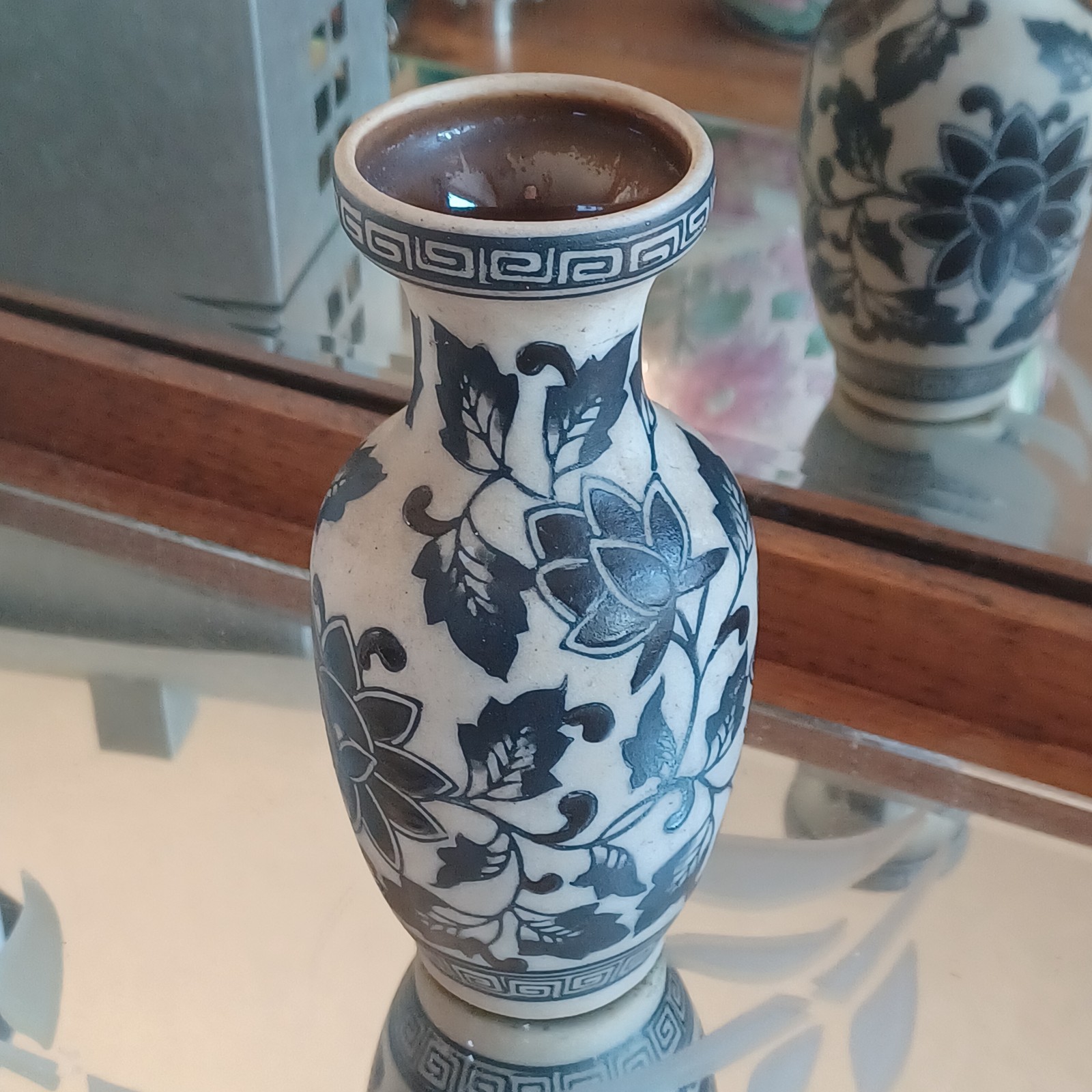 Chinese Cizhou sgraffito style vase | eBay