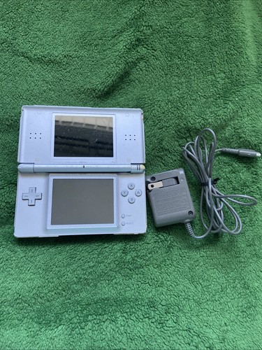 Nintendo DS Lite Silver Console USG-001 Broken Hinge And Shell - No ...