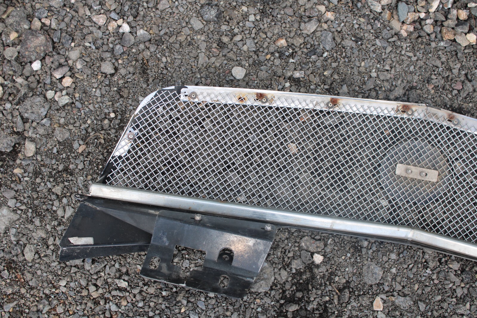 05-07 Cadillac STS - Front Chrome Grille E&G Classics Chrome Mesh OEM ...