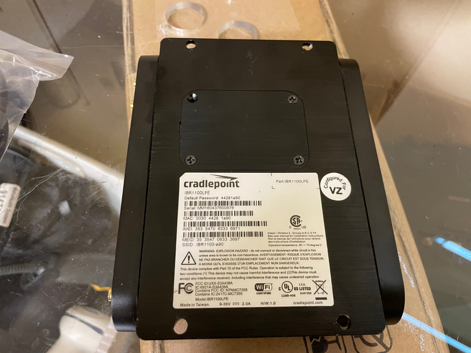 CradlePoint IBR1100LPE IBR1100LPE 3G 4G LTE HSPA+ WiFi Dual-Band Router ...