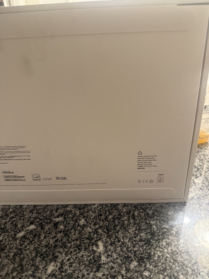 Apple MacBook Air 2025 A3240, 13-inch, M4 Chip, 16GB Memory, 256GB ...