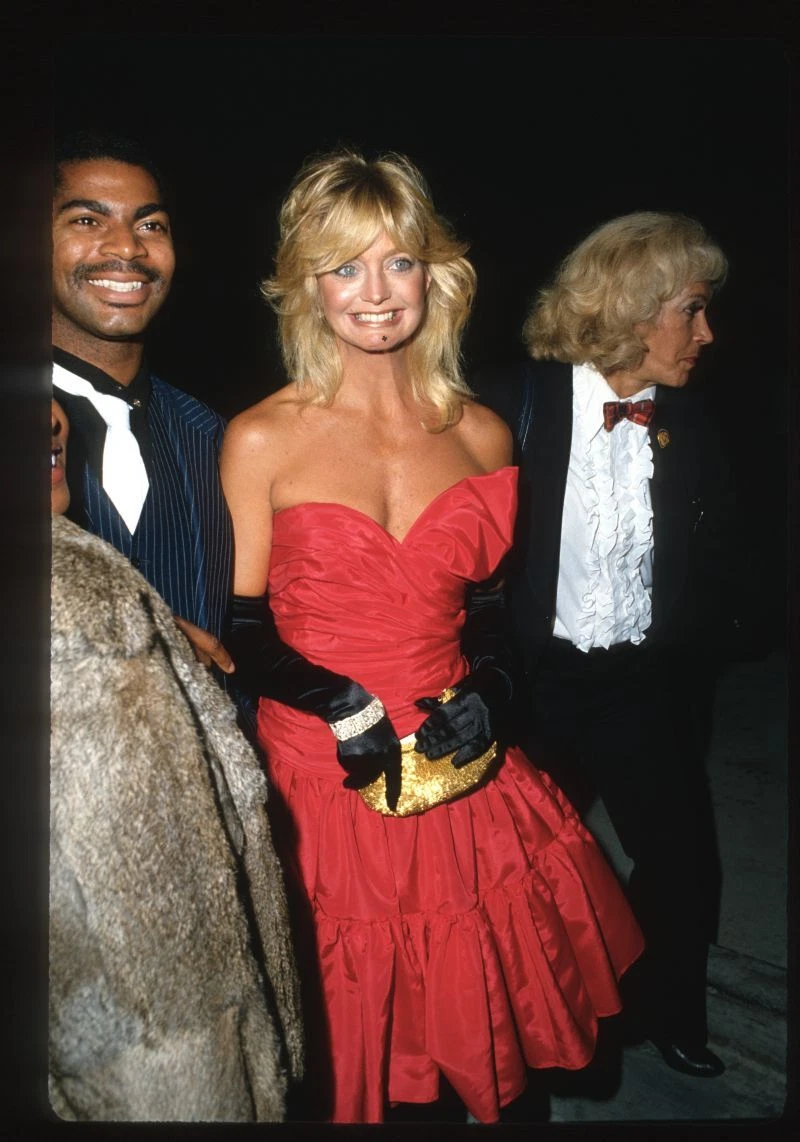 Goldie Hawn Overboard Costume