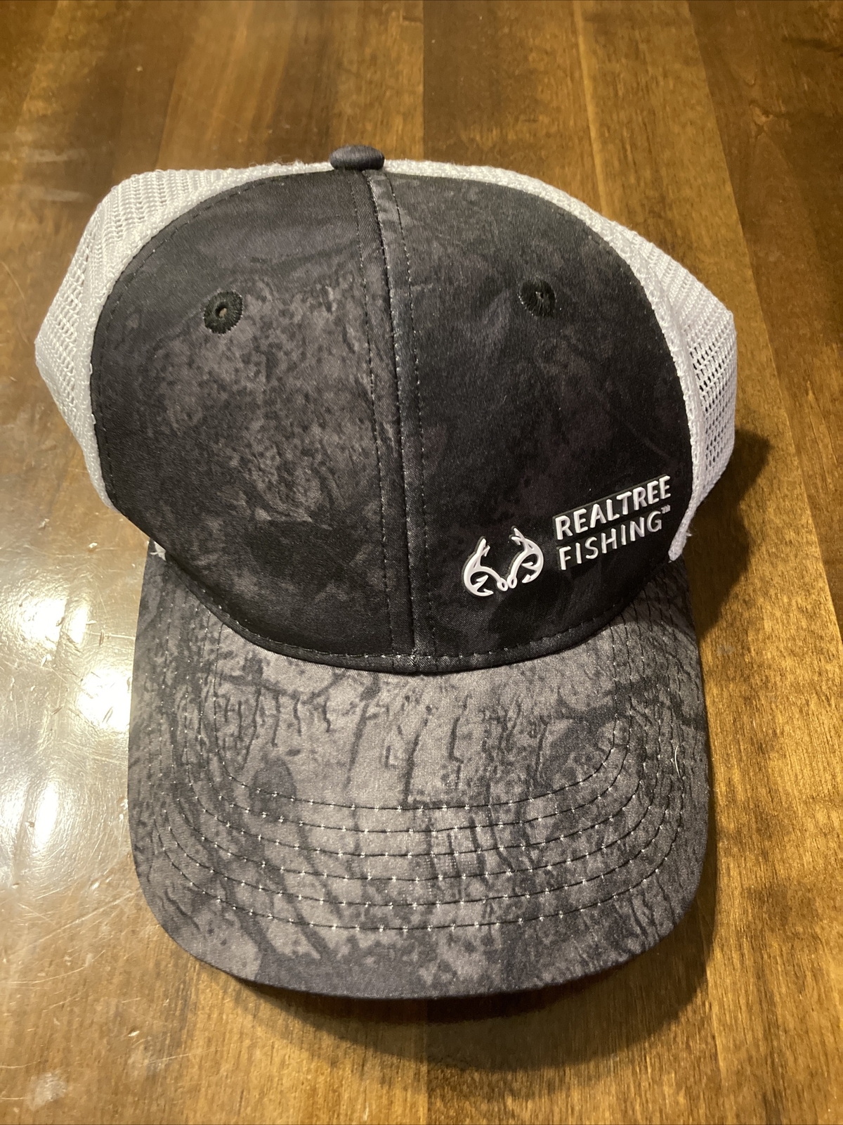Realtree Mesh Dark Camouflage White Hat Mens L/XL Stretch Fit Fishing ...