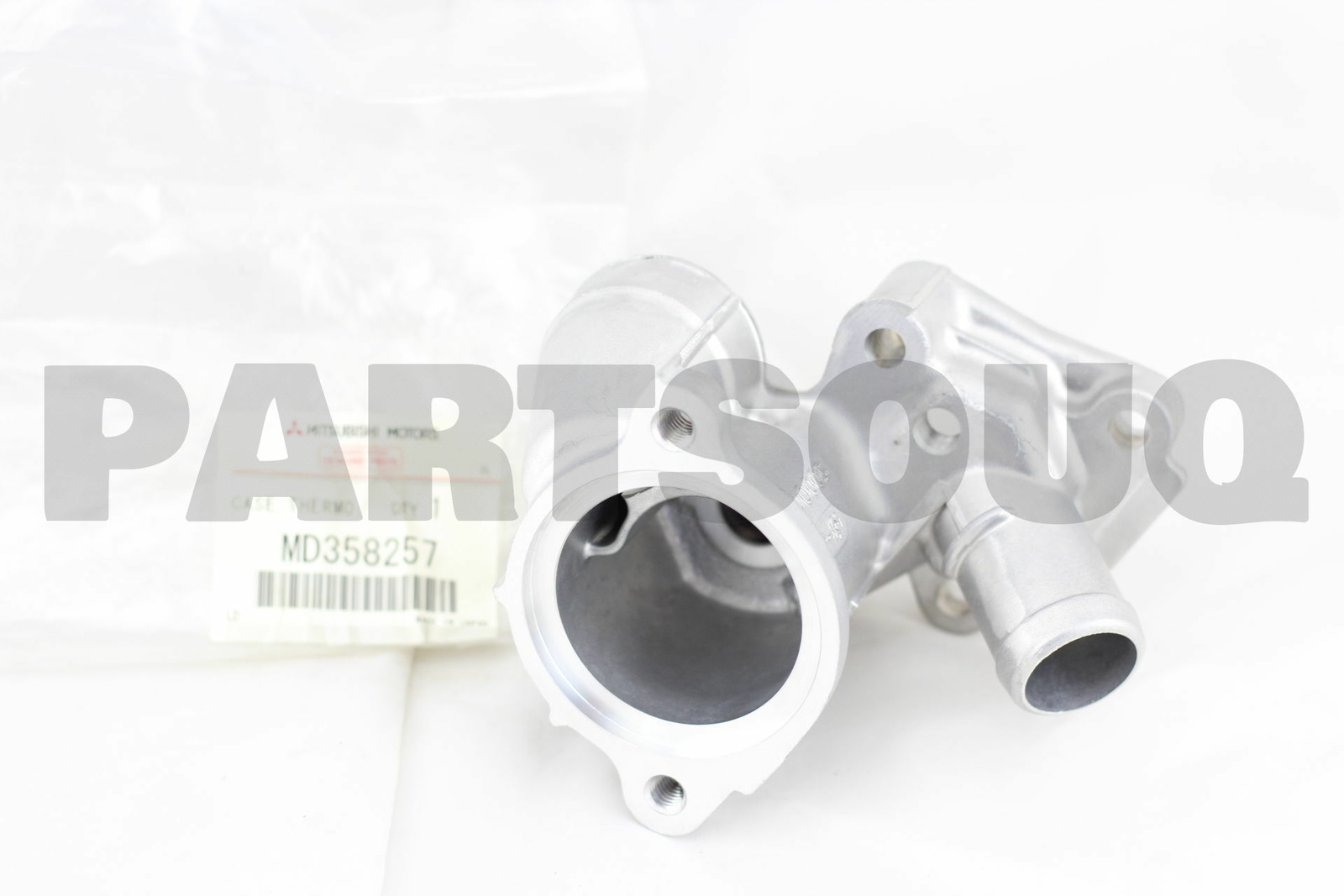 MD358257 Genuine Mitsubishi CASE,THERMOSTAT | eBay