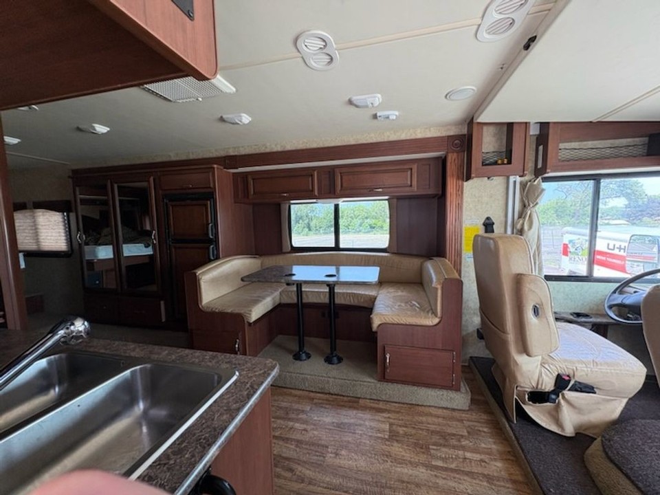 2013 Fleetwood Storm 28F 28' Class A Motorhome C25177712 | eBay