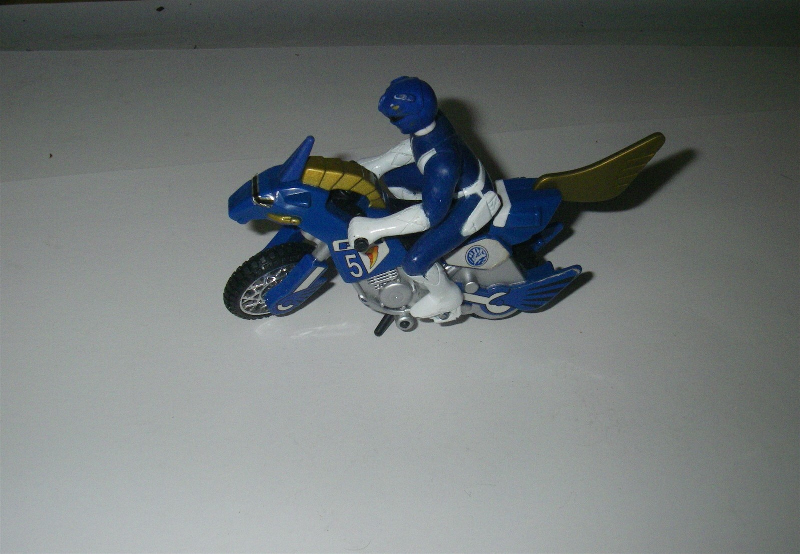 1995 BANDAI MIGHTY MORPHIN POWER RANGER BLUE RANGER ON MOTORCYCLE ...