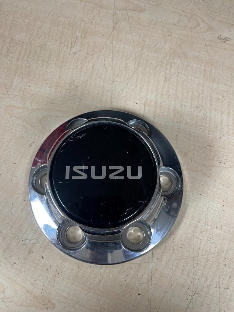 1998 - 99 ISUZU chrome wheel center caps Trooper Amigo Rodeo OEM ...