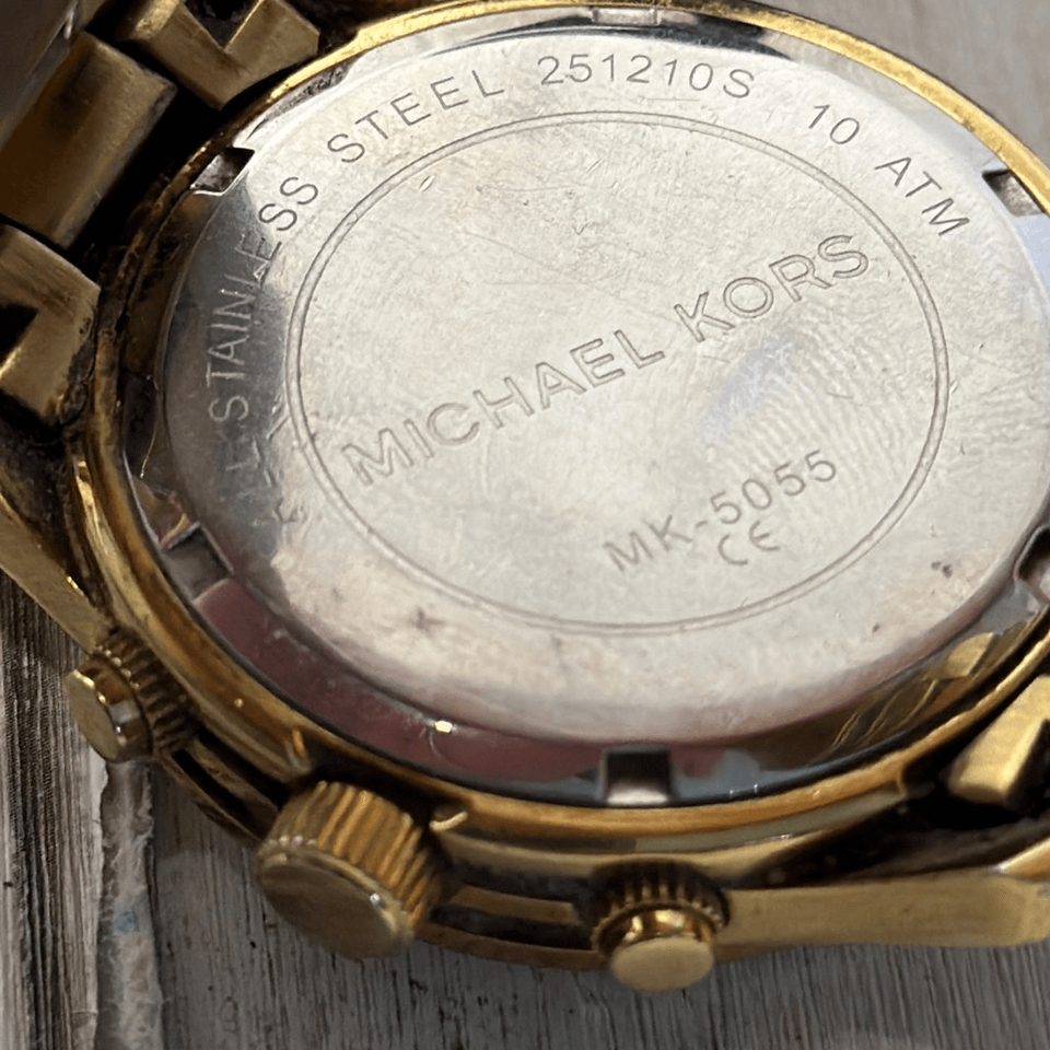 Michael Kors Mid-Size Runway MK5055 Wrist Watch Chronograph Gold NEEDS ...