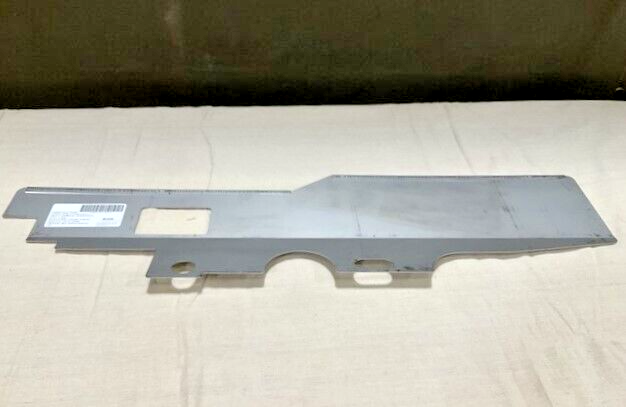 NAVISTAR DEFENSE 3752011C3 EXHAUST HEAT SHIELD, BATTERY BOX FITS ...