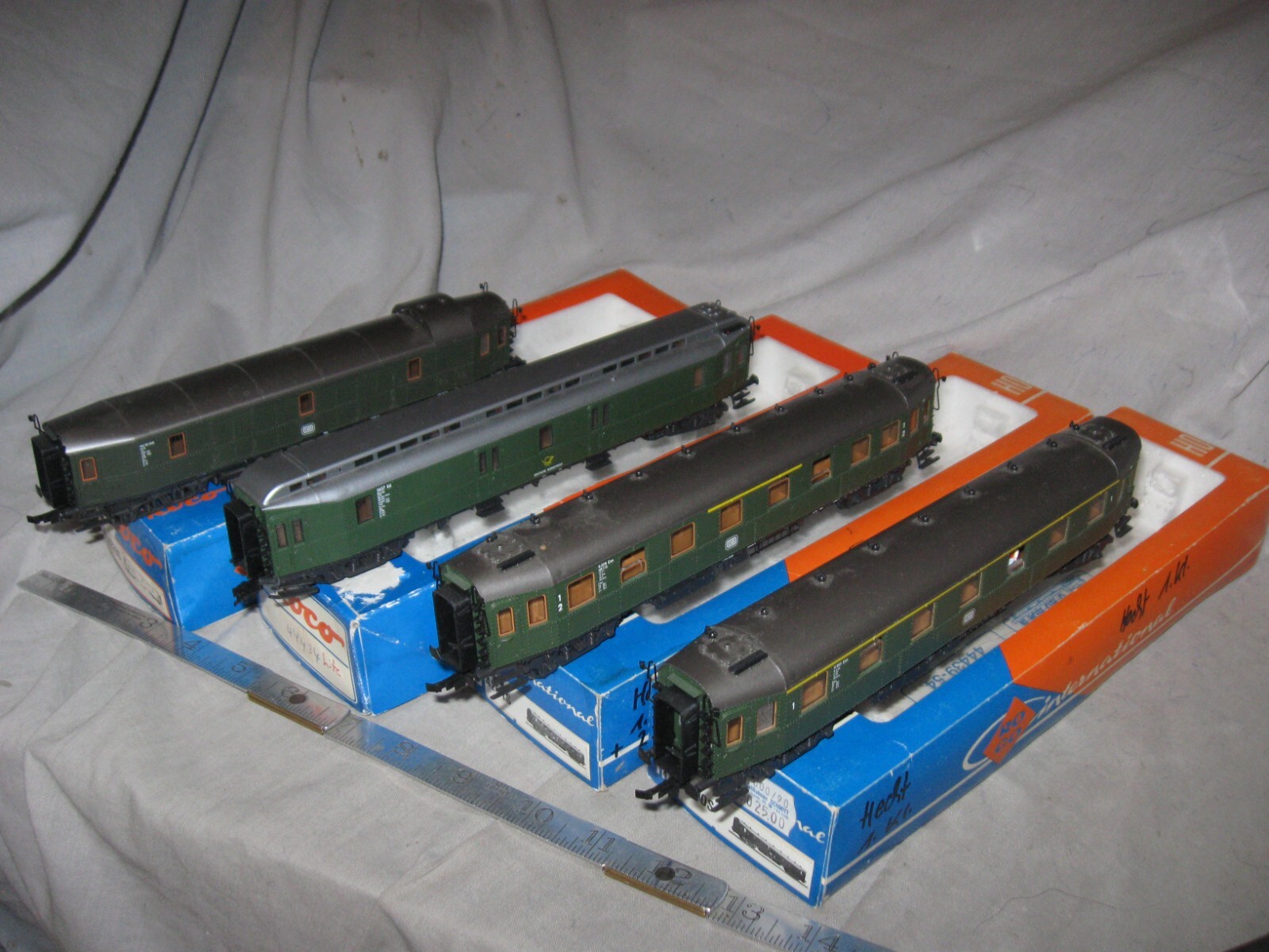 A9700 HO 4 ROCO GERMAN DB PASSENGER CARS | eBay