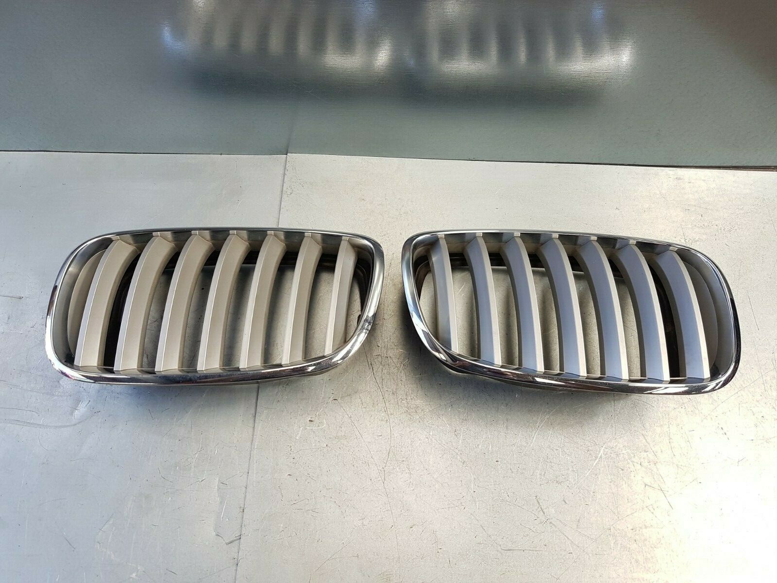 Bmw X5 E70 XDrive 40d M-Sport Auto 2011 L&R Front kidney Grills ...