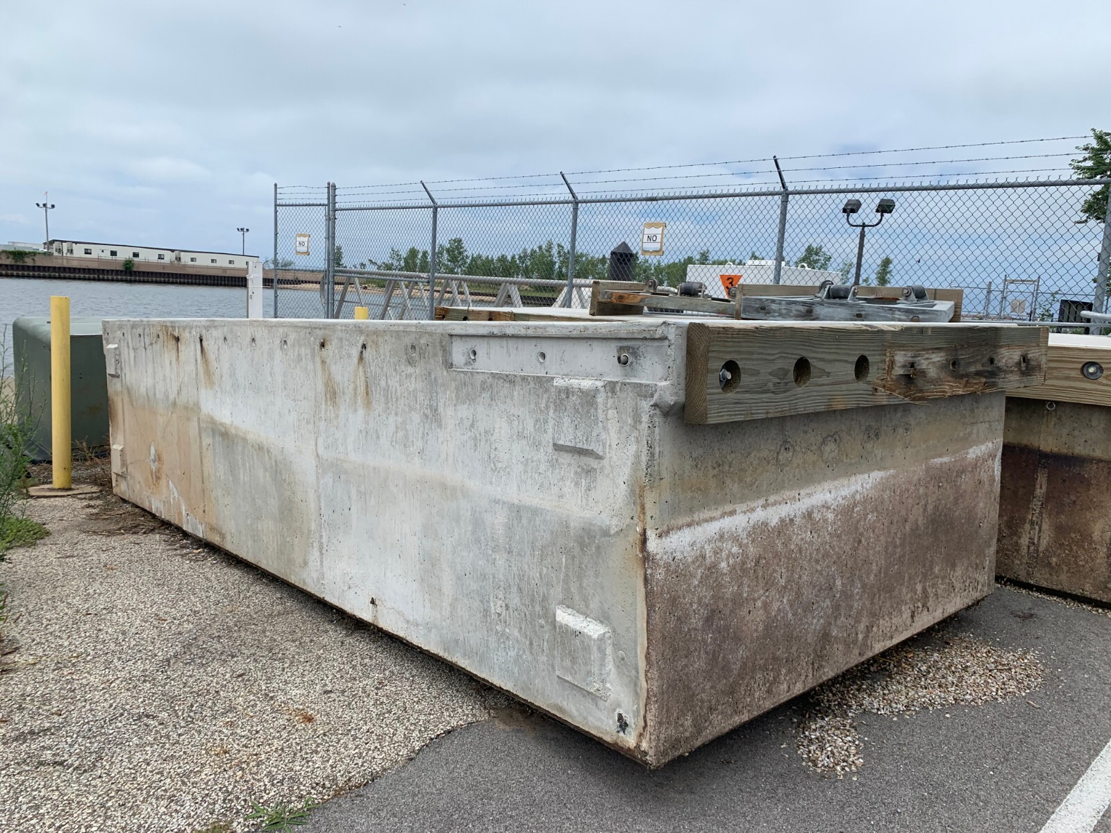Bellingham Marine - Unifloat System - Floating Dock Sections - 60' x 4 ...