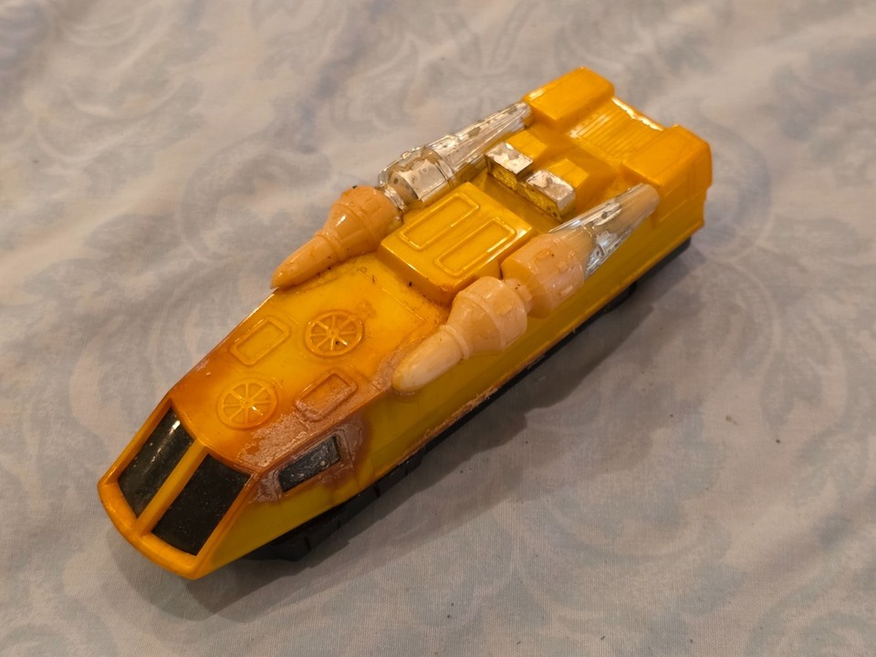 Vintage Mattel Hot Line Train Speed Chief Engine Yellow Mexico 1971 ...