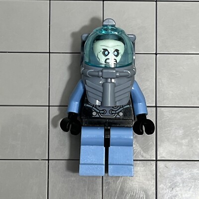 LEGO DC SUPER HEROES MR. FREEZE MINIFIGURE sh049 76000 A7 3 | eBay