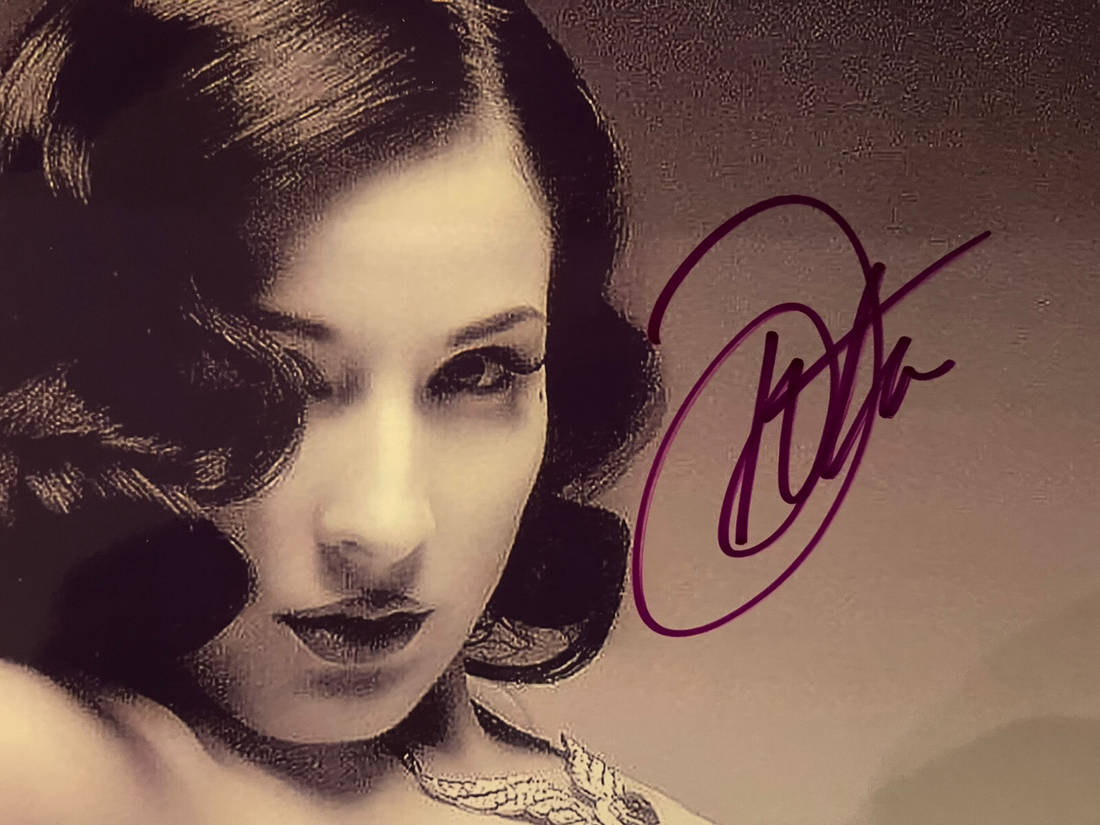 dita-von-teese-hand-signed-8-5x11-topless-photograph-actress-pin-up