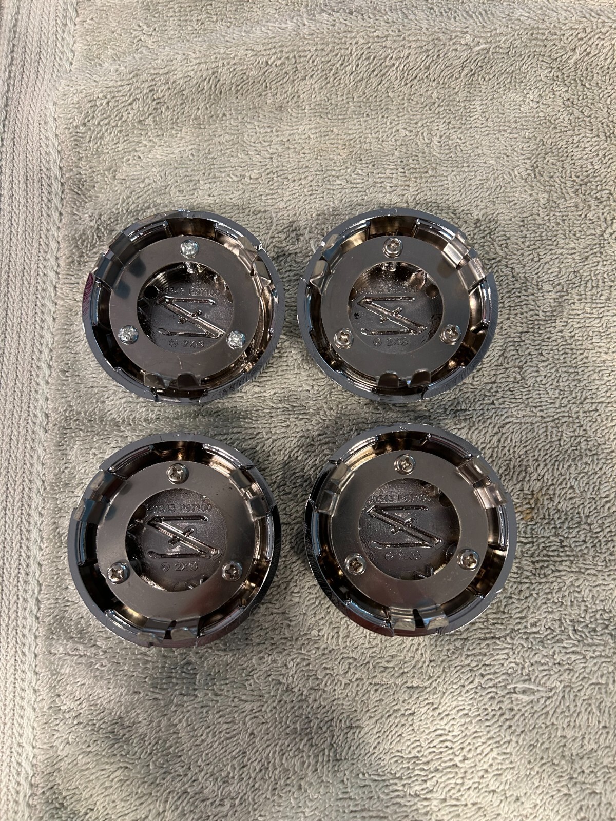 DATSUN 280Z/ZX BRAND NEW OEM SET OF 4 WHEEL CENTER CAPS | eBay