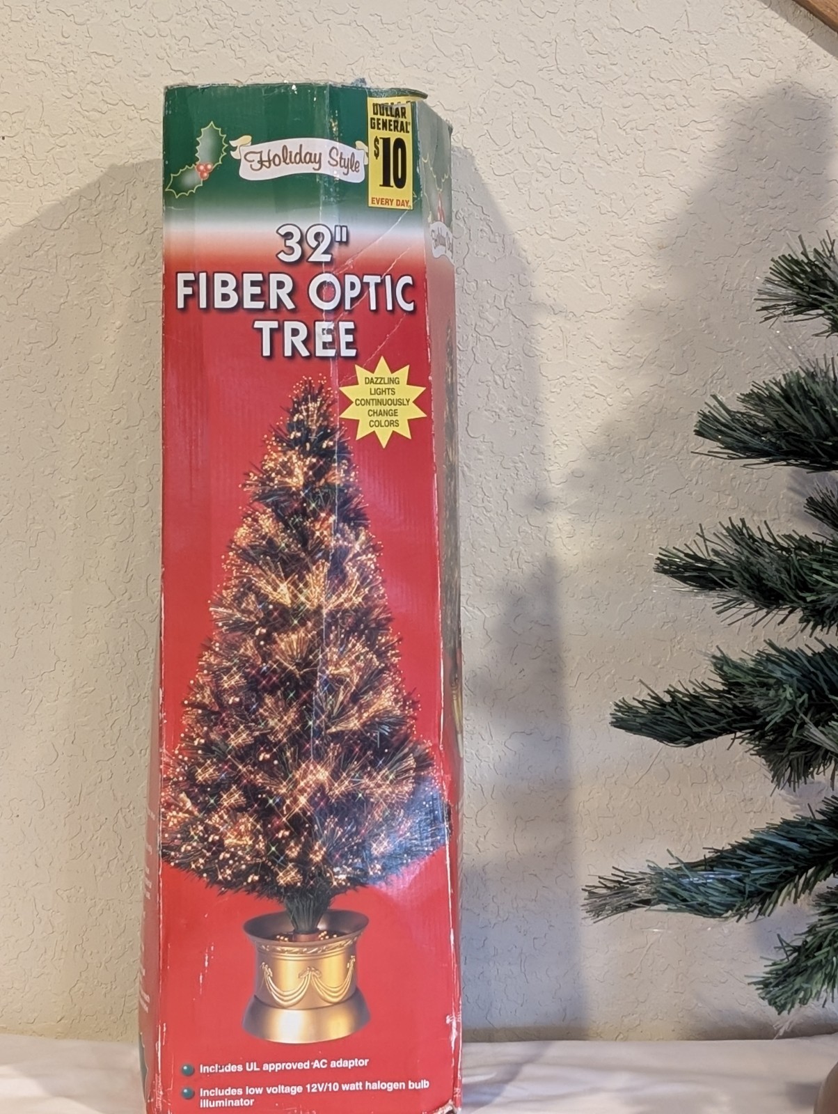 Vintage Holiday Style Fiber Optic Christmas Tree. 32 Inch Color ...