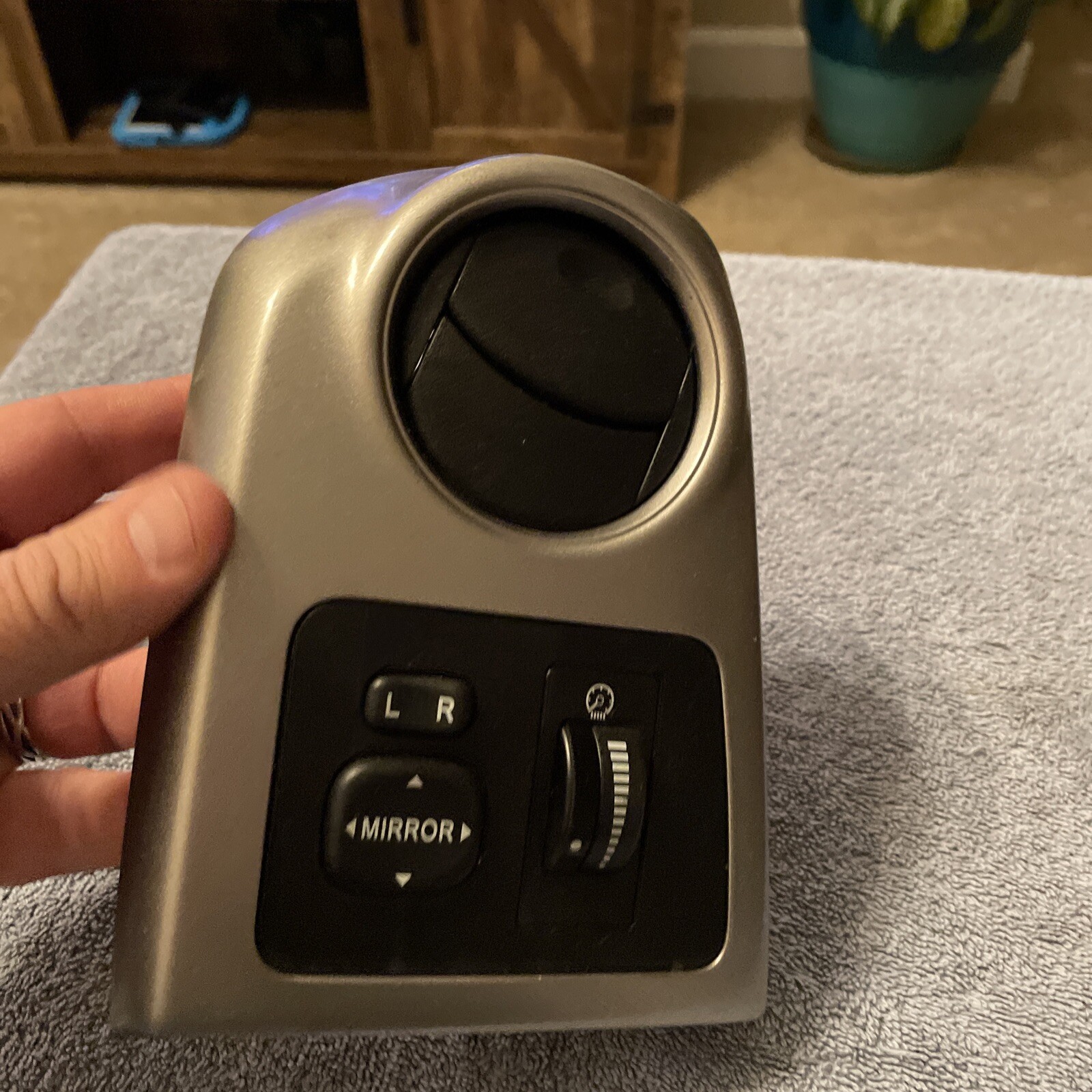 2003-2008 Toyota Matrix Pontiac Vibe Mirror & Dimmer Switch Air Vent ...