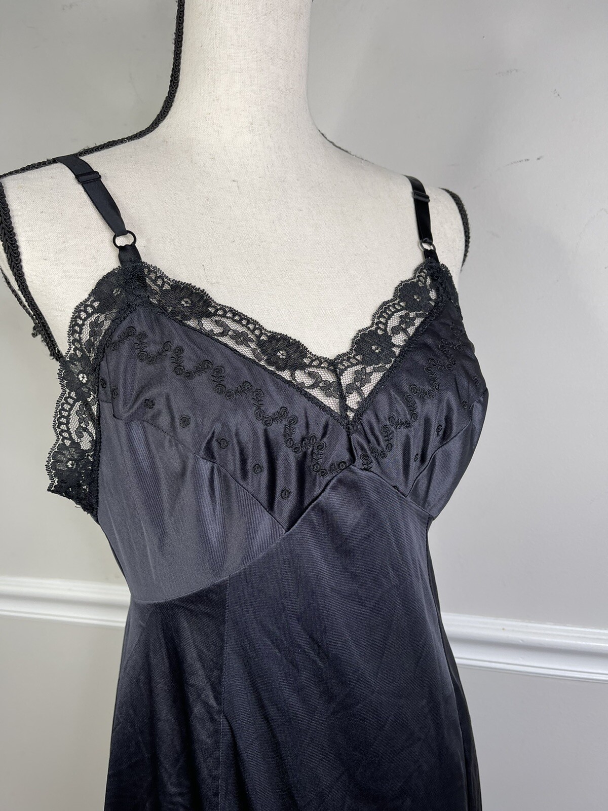 Vintage Sears Slip Full Slip Sexy Black Lace Lingeri… - Gem