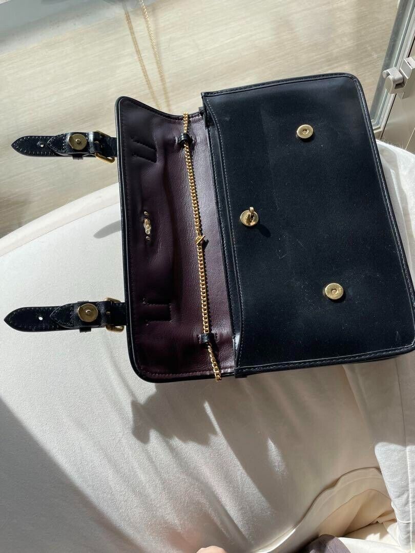 Mulberry x Alexa Chung Shiny Calf Little Guy Chained Clutch Mulberry x Alexa Chung Shiny Calf Little Guy Chained Clutch