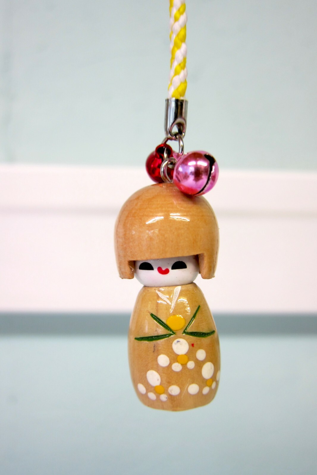 Japanese Style Kokeshi Geisha Wooden Doll Bell Key Mobile Phone Hand ...