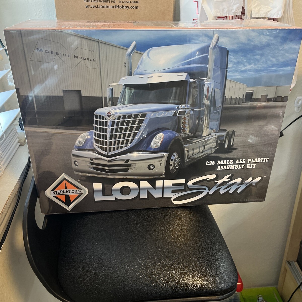 Moebius 1 fashionable 25 International Prostar Franklin