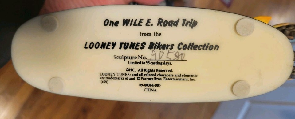Looney Tunes Bikers Collection Figurine Hamilton HC Wile E Coyote Road ...
