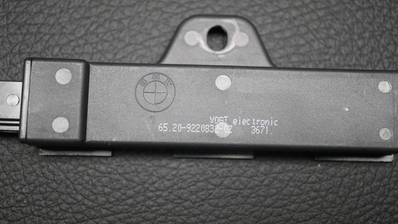 OEM BMW 1 2 3 4 5 6 7 X F G KEYLESS COMFORT ACCESS ANTENNA 65209220832 ...